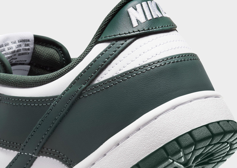 รองเท้าผู้ชาย Dunk Low Retro – JD Sports ประเทศไทย