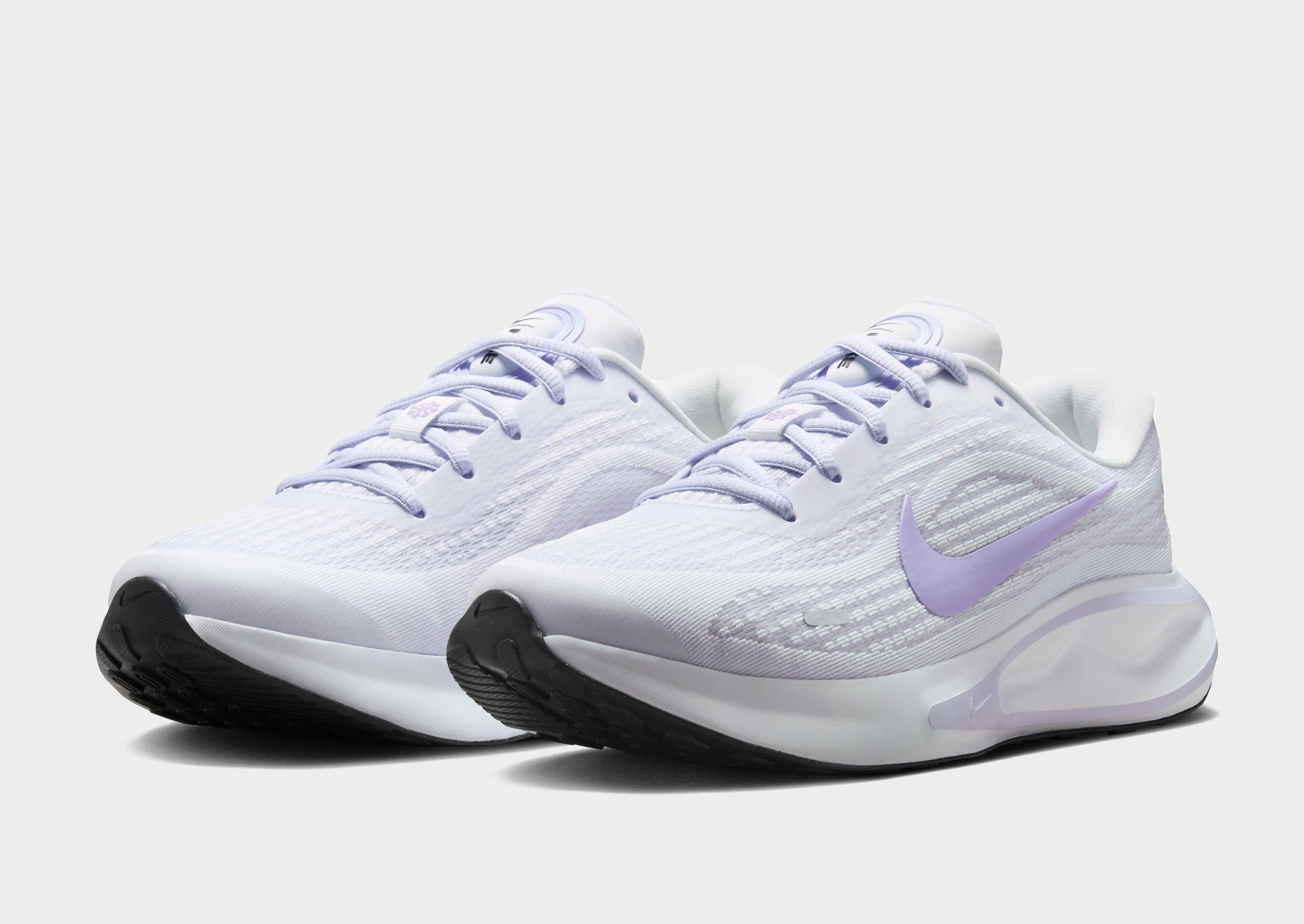 สีขาว Nike รองเท้าผู้หญิง Journey Run - JD Sports Thailand – JD Sports ...