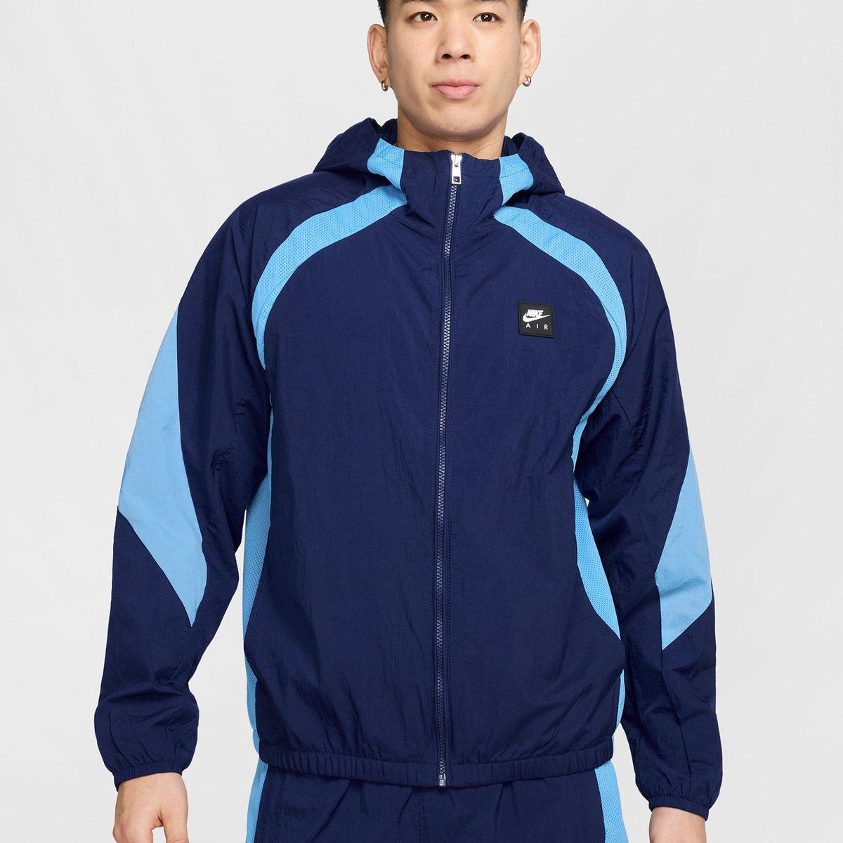 สีฟ้า Nike แจ็คเก็ตผู้ชาย Air Woven - JD Sports Thailand – JD Sports ประเทศไทย