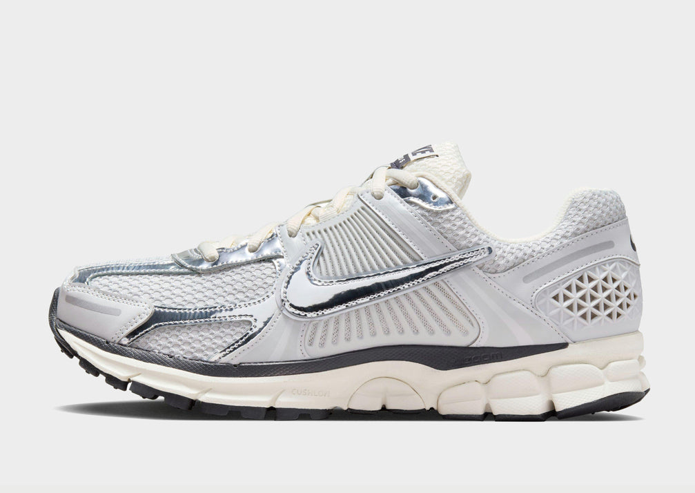 รองเท้าผู้ชาย Zoom Vomero 5 – JD Sports ประเทศไทย