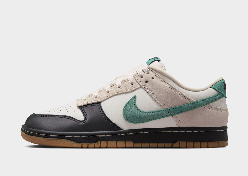 รองเท้าผู้ชาย Dunk Low – JD Sports ประเทศไทย