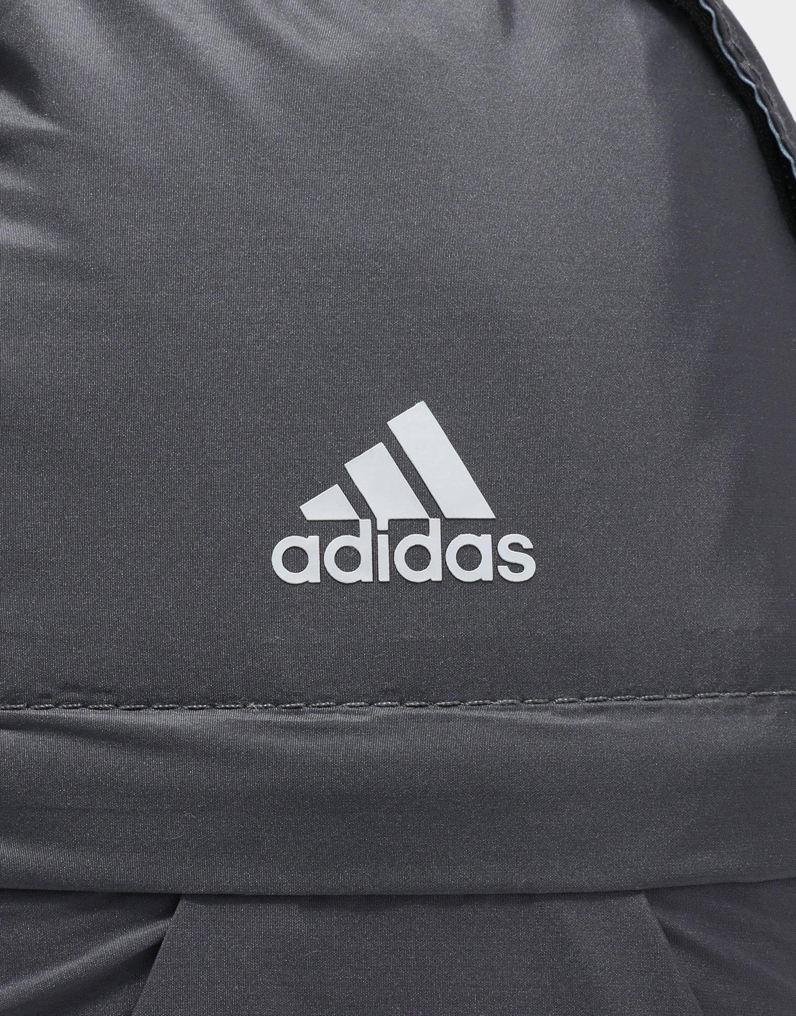 กระเป๋าสะพายหลัง Classic Gen Z Extra Small – JD Sports ประเทศไทย