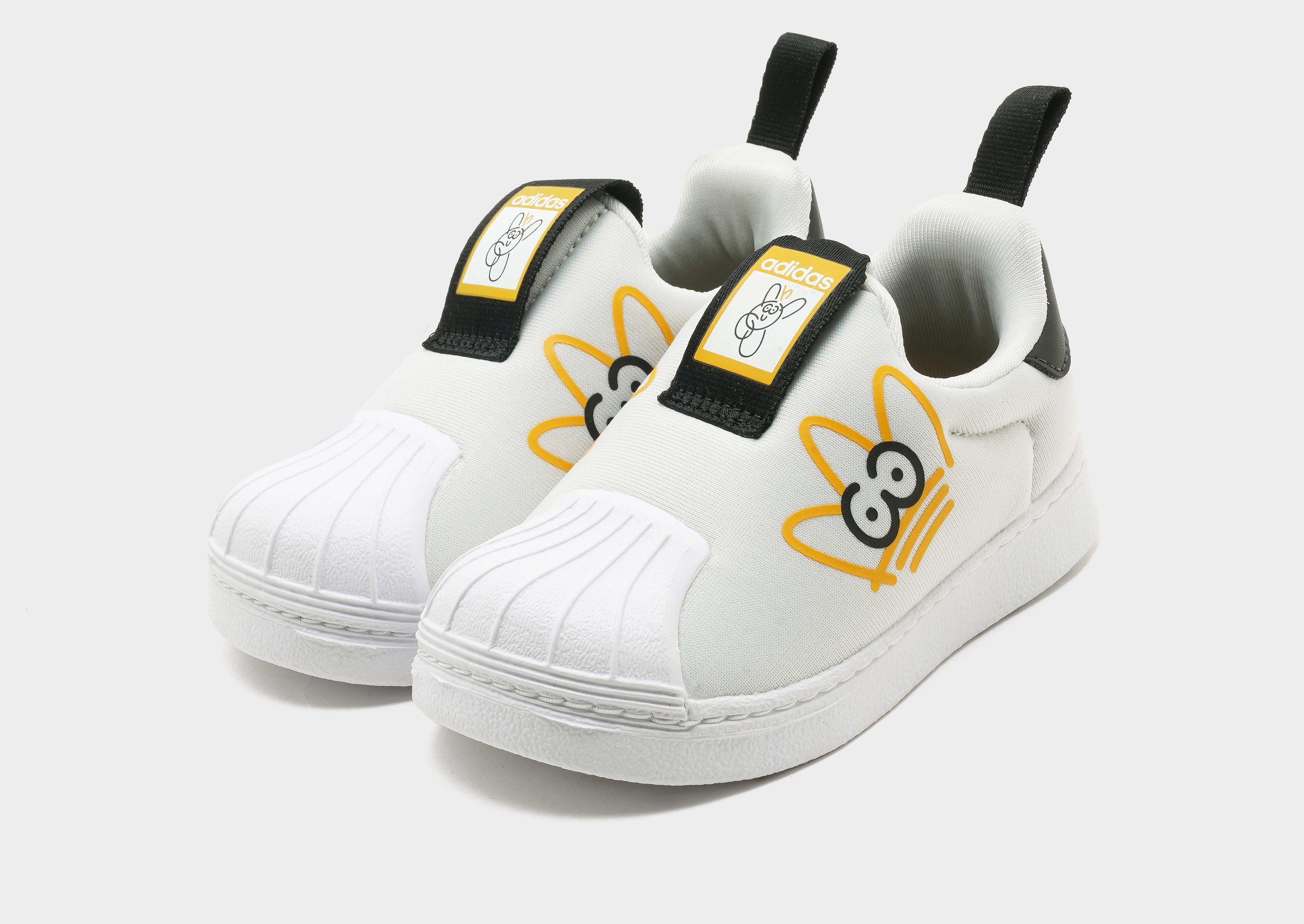 รองเท้าเด็กวัยหัดเดิน x James Jarvis 360 – JD Sports ประเทศไทย