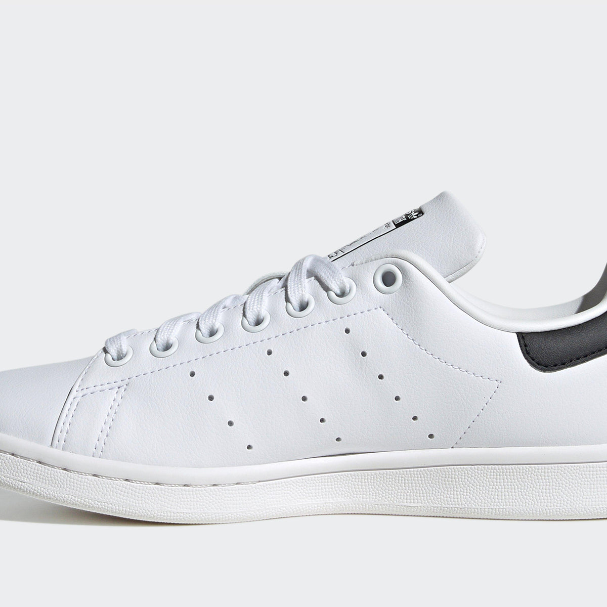 สีขาว adidas รองเท้าผู้หญิง Stan Smith - JD Sports Thailand – JD Sports ...