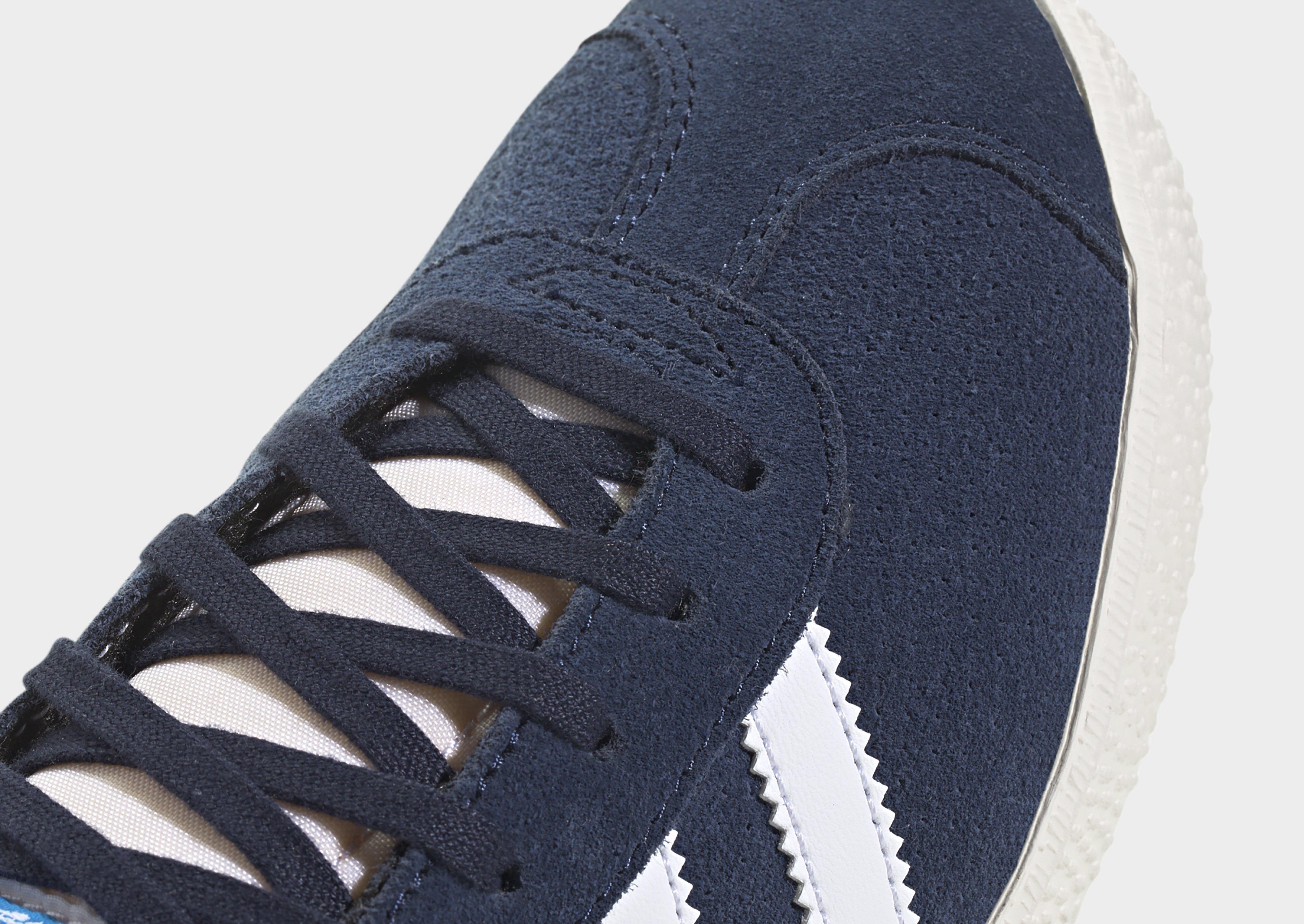 รองเท้าเด็กโต Gazelle – JD Sports ประเทศไทย