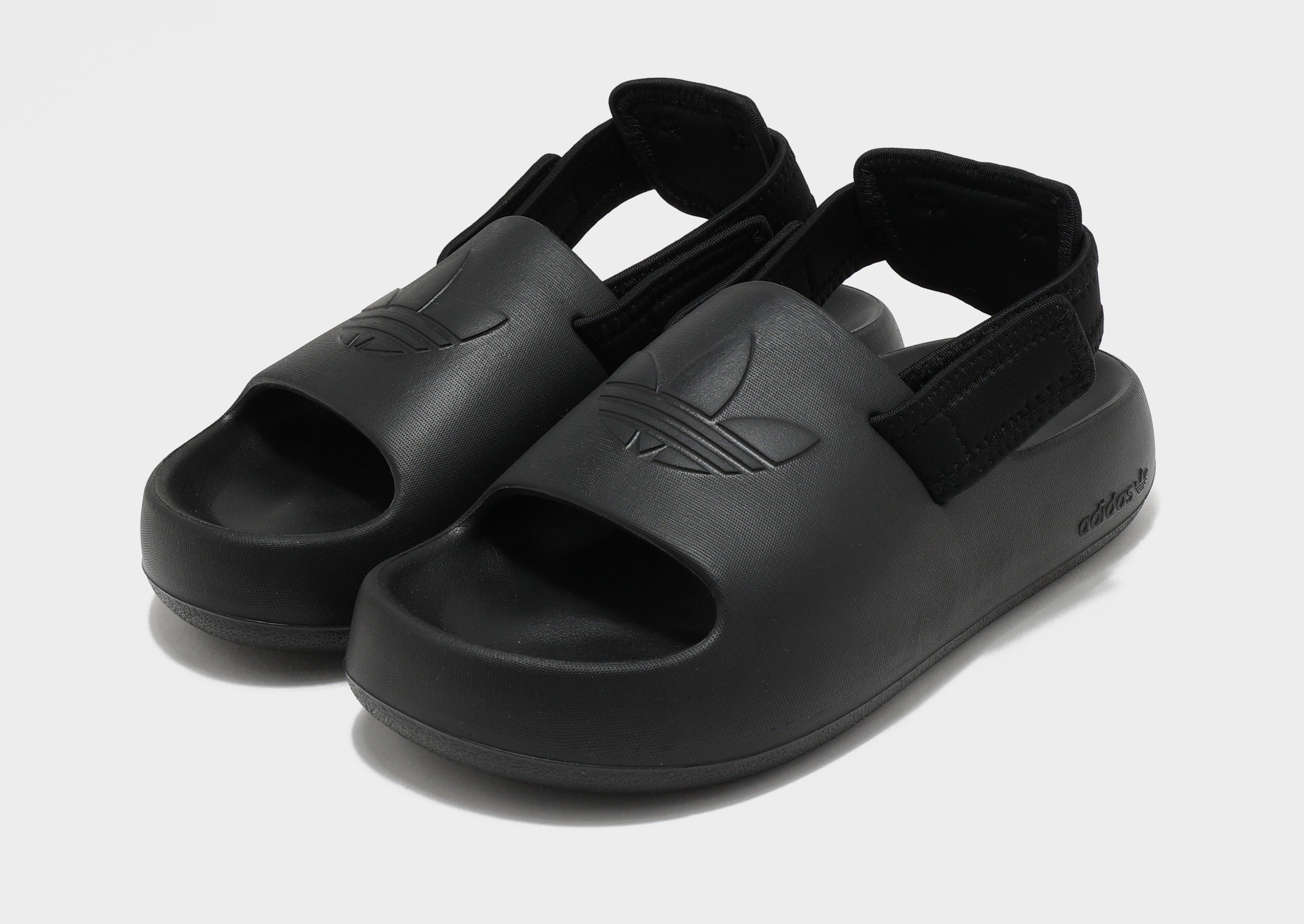 รองเท้าแตะเด็กโต Adifom Adilette – JD Sports ประเทศไทย