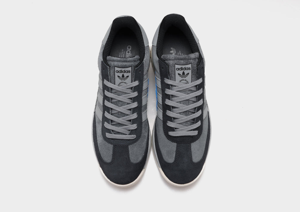 รองเท้าผู้ชาย SL 72 – JD Sports ประเทศไทย