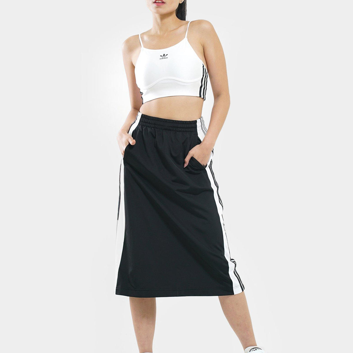 สีดำ adidas กระโปรง Adibreak - JD Sports Thailand – JD Sports ประเทศไทย