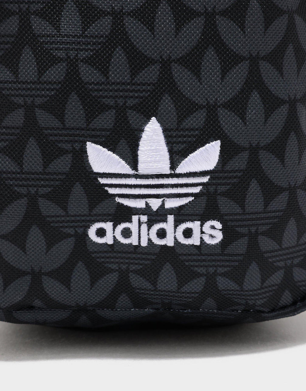 กระเป๋า Monogram Festival – JD Sports ประเทศไทย