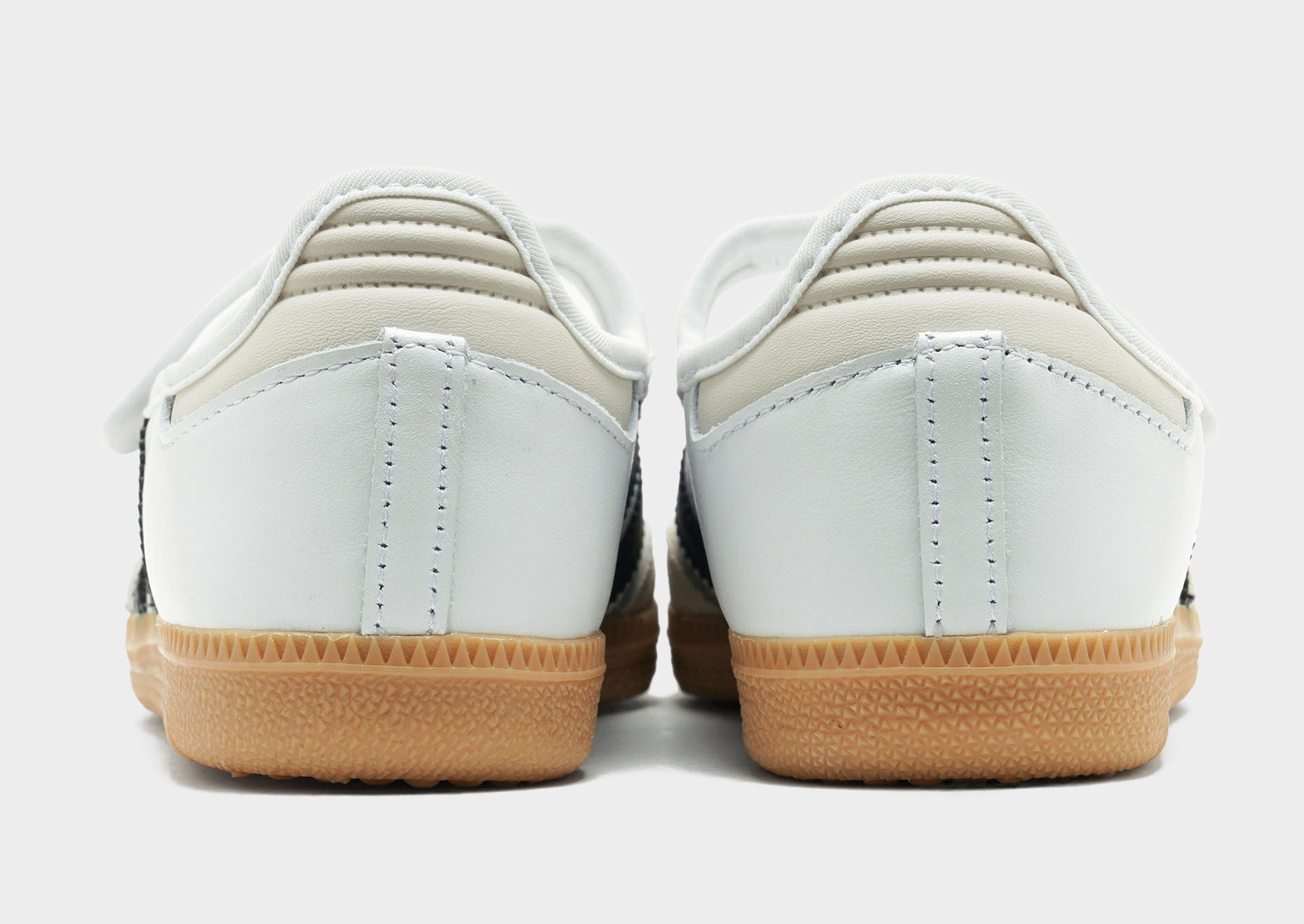 สีขาว adidas รองเท้าผู้หญิง Samba Jane - JD Sports Thailand – JD Sports ...