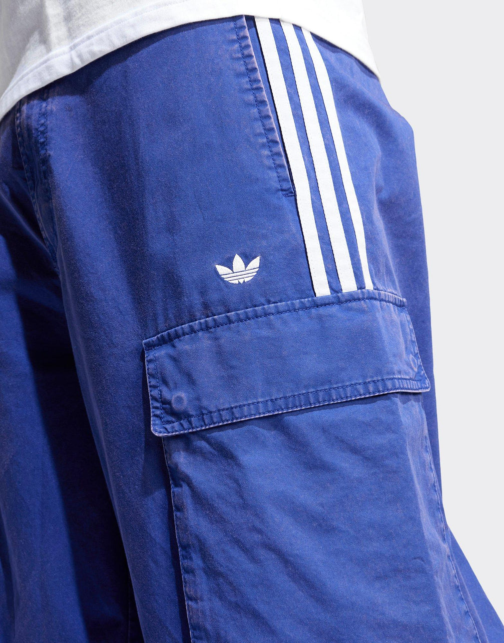 สีฟ้า adidas กางเกงขายาวผู้ชาย Adilenium Season 3 Cargo - JD Sports ...