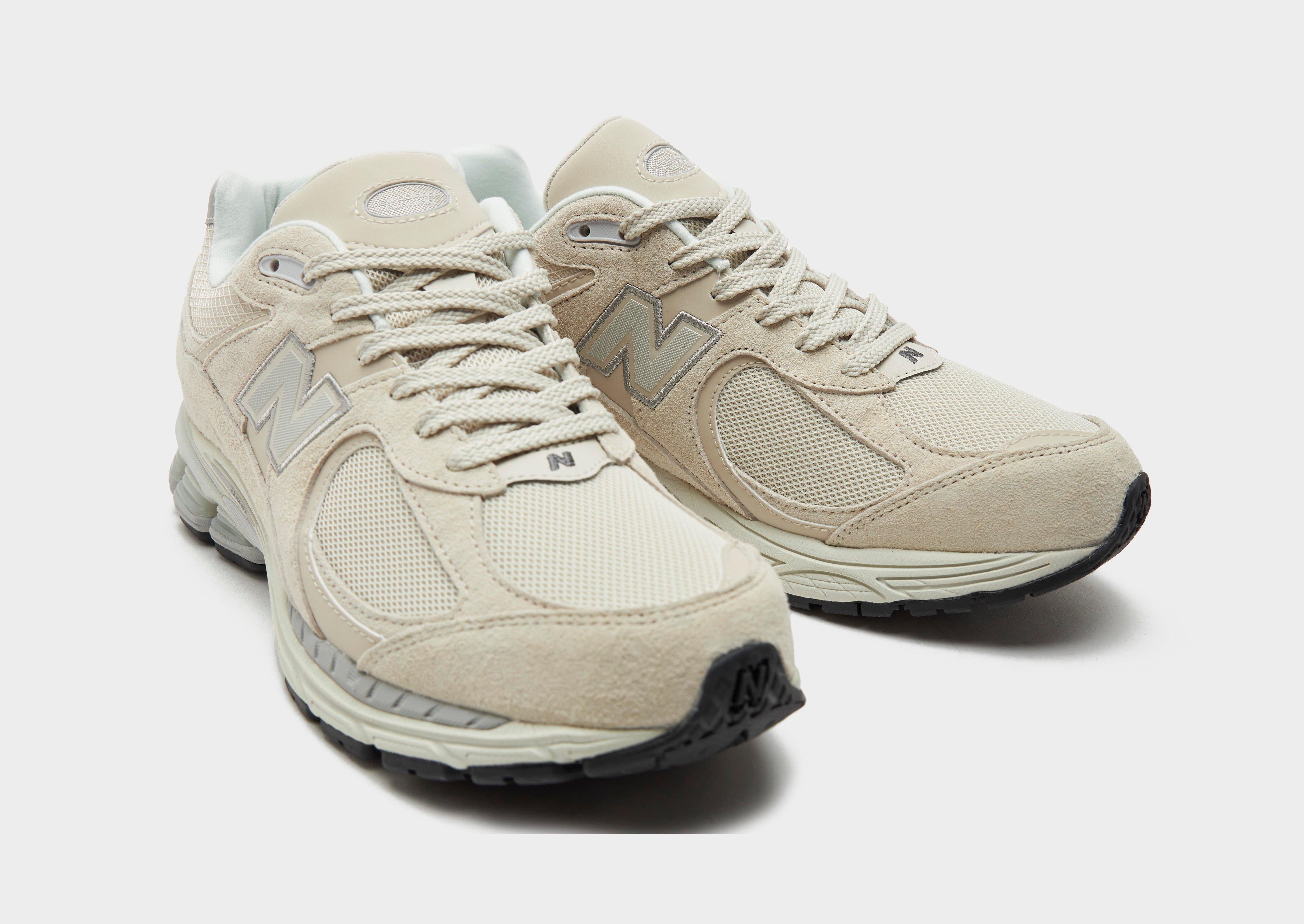 รองเท้าผู้ชาย 2002R – JD Sports ประเทศไทย