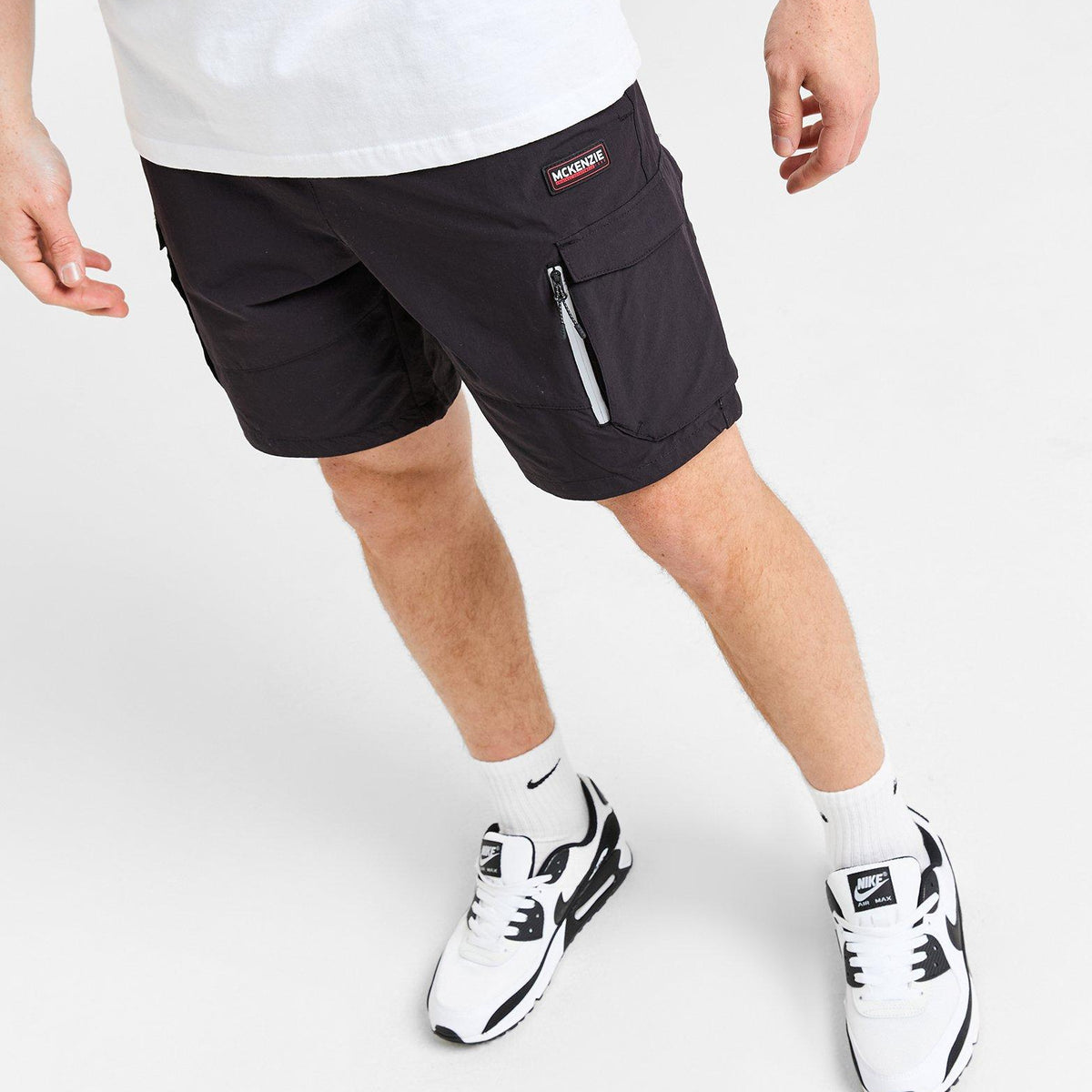 สีดำ Mckenzie กางเกงขาสั้นผู้ชาย Cealus Cargo - JD Sports Thailand – JD ...