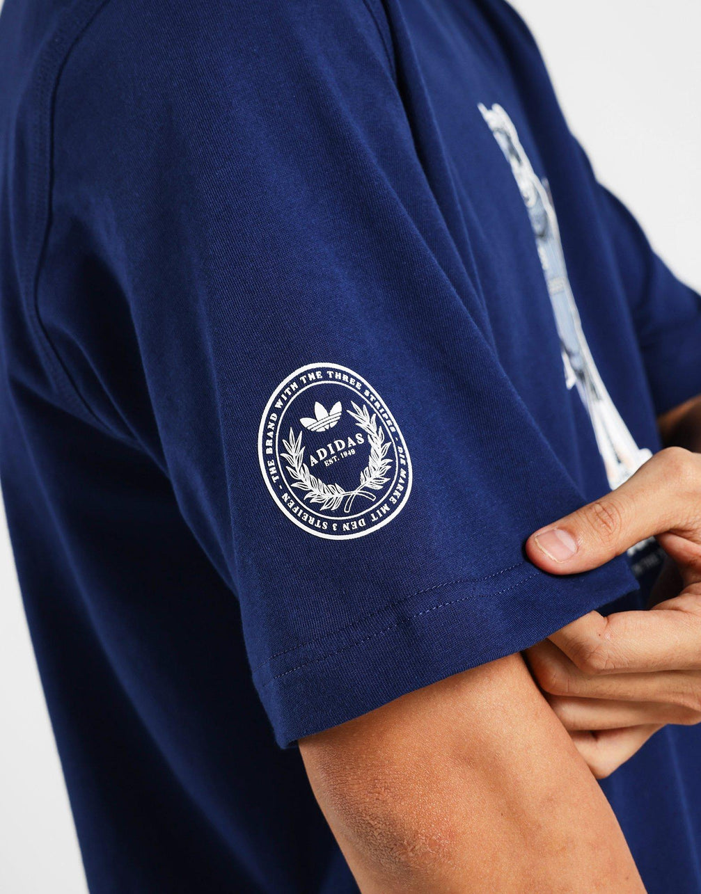 สีฟ้า adidas เสื้อยืดผู้ชาย Winter Sport - JD Sports Thailand – JD ...