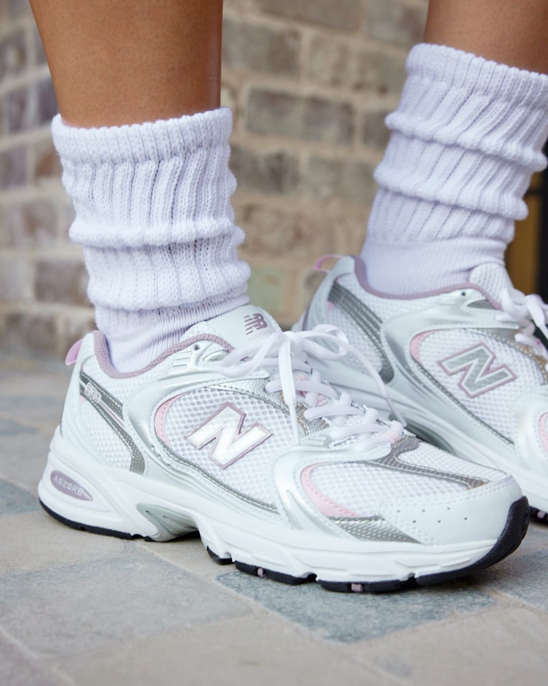 รองเท้าผู้หญิง Handball Spezial – JD Sports ประเทศไทย